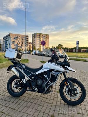 Triumph Tiger 900 2020 Rīga, ar dzinēja tilpumu 0.90 L un nobraukumu 0 tūkst. km par 9499 €, foto  vietnē AUTOMOTO.COM.LV