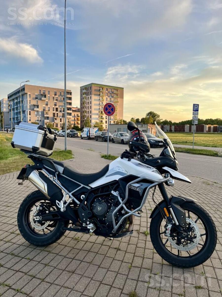 Triumph Tiger 900 2020 Rīga, ar dzinēja tilpumu 0.90 L un nobraukumu 0 tūkst. km par 9499 €, foto 1 vietnē AUTOMOTO.COM.LV