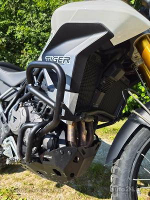 Белый Триумф Tiger 900 2021 в Таллин, объемом двигателя 0.89 л и пробегом 8 тыс. км за 13000 €, фото 8 на AUTOMOTO.COM.LV