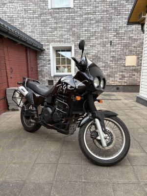 Black Triumph Tiger 1998 in Vilnius, with an engine capacity of 0.89 L and mileage of 36 thousand km for 1990 €, photo  on AUTOMOTO.COM.LV
