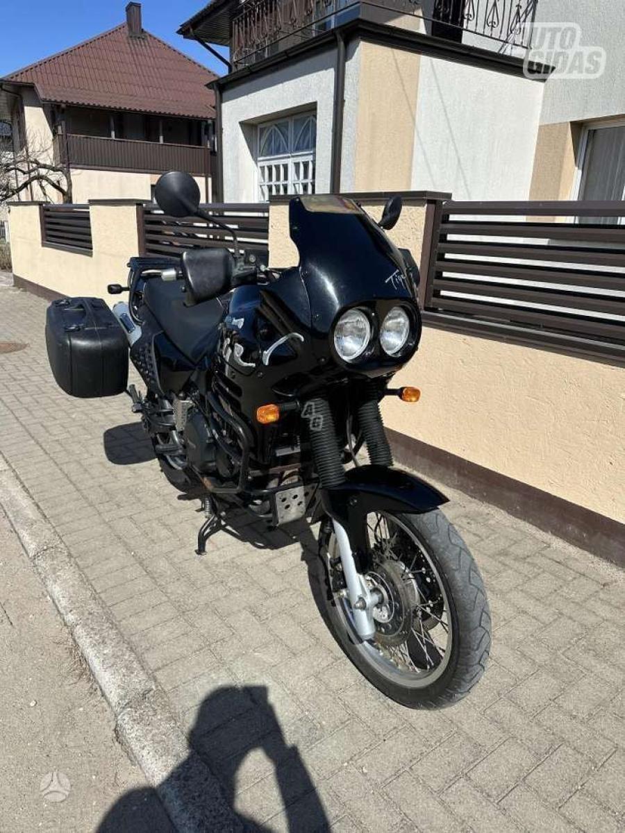 Black Triumph Tiger 1998 in Vilnius, with an engine capacity of 0.89 L and mileage of 36 thousand km for 1990 €, photo 8 on AUTOMOTO.COM.LV