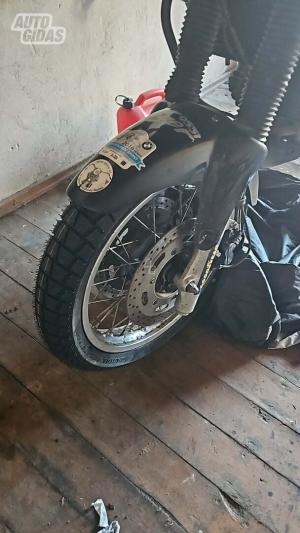 Black Triumph Tiger 2001 in Utena, with an engine capacity of 0.96 L and mileage of 64 thousand km for 1950 €, photo 6 on AUTOMOTO.COM.LV