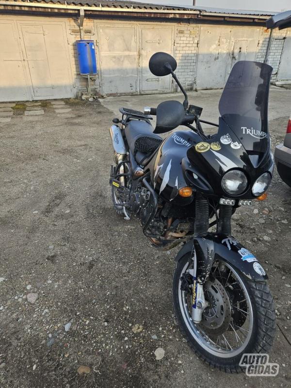 Black Triumph Tiger 2001 in Utena, with an engine capacity of 0.96 L and mileage of 64 thousand km for 1950 €, photo 9 on AUTOMOTO.COM.LV