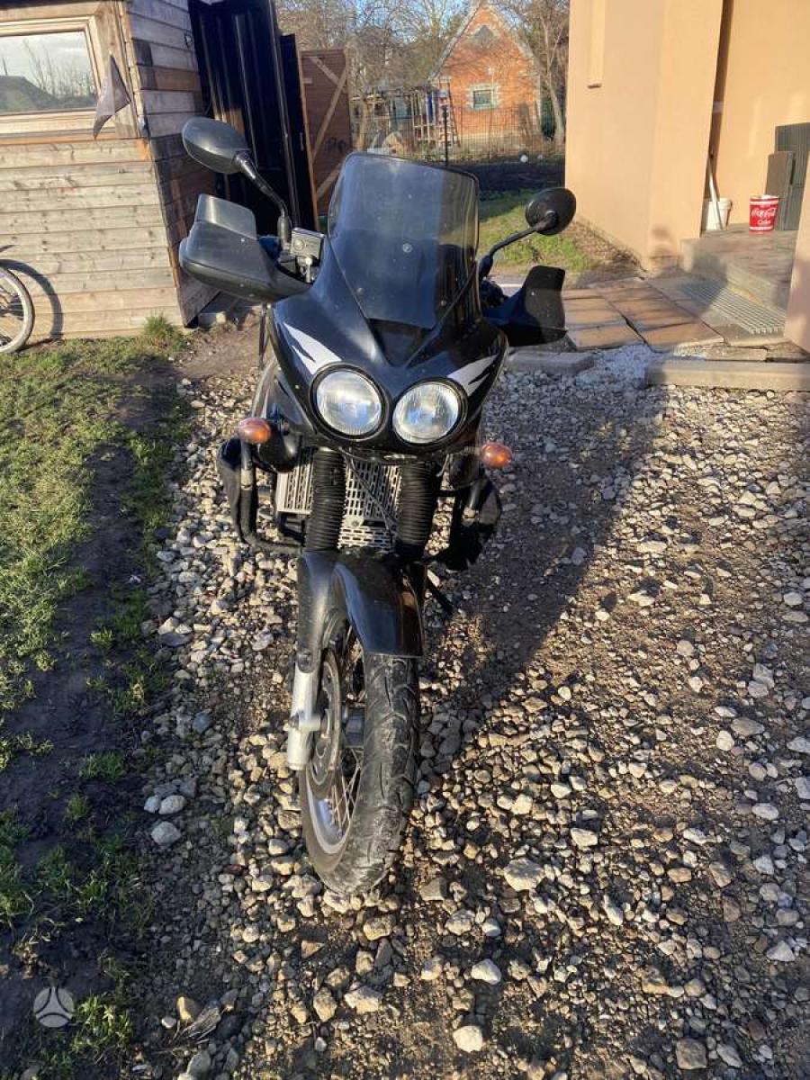 Melns Triumph Tiger 2002 Kuršėnai, ar dzinēja tilpumu 0.96 L un nobraukumu 37 tūkst. km par 2999 €, foto 5 vietnē AUTOMOTO.COM.LV