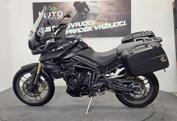 Black Triumph Tiger 2012 in Panevezys, with an engine capacity of 0.80 L and mileage of 54 thousand km for 3350 €, photo 7 on AUTOMOTO.COM.LV