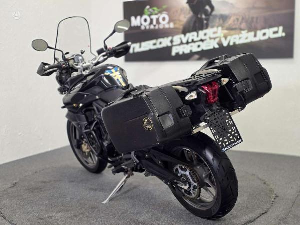 Black Triumph Tiger 2012 in Panevezys, with an engine capacity of 0.80 L and mileage of 54 thousand km for 3350 €, photo 9 on AUTOMOTO.COM.LV
