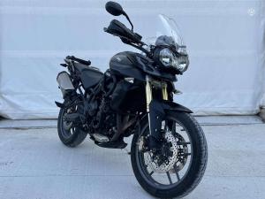 Black Triumph Tiger 2012 in Riga, with an engine capacity of 0.80 L and mileage of 70 thousand km for 4700 €, photo 4 on AUTOMOTO.COM.LV