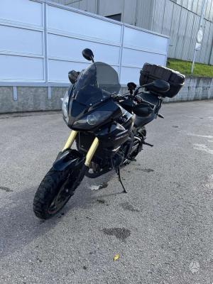 Black Triumph Tiger 2013 in Alytus, with an engine capacity of 1.05 L and mileage of 64 thousand km for 4000 €, photo 8 on AUTOMOTO.COM.LV
