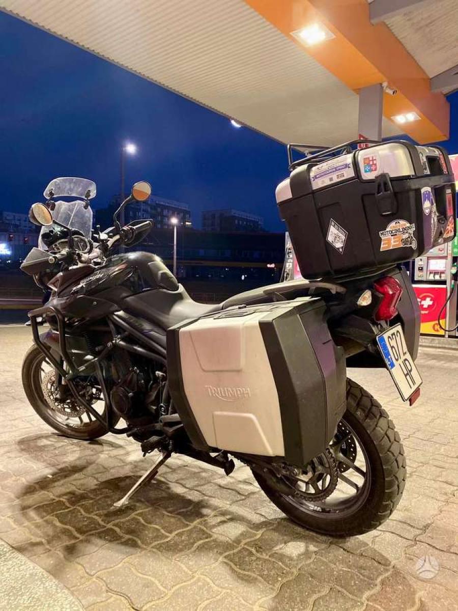 Melns Triumph Tiger 2014 Viļņa, ar dzinēja tilpumu 0.80 L un nobraukumu 112 tūkst. km par 3800 €, foto 15 vietnē AUTOMOTO.COM.LV
