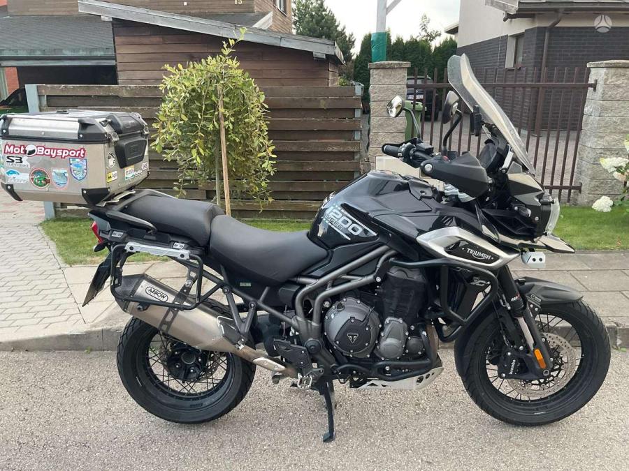 Melns Triumph Tiger 2020 Viļņa, ar dzinēja tilpumu 1.22 L un nobraukumu 58 tūkst. km par 11000 €, foto 1 vietnē AUTOMOTO.COM.LV