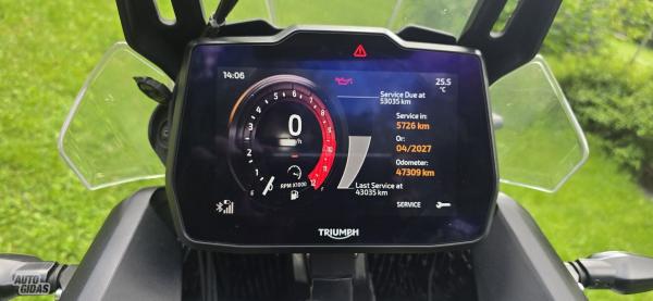 Черный Триумф Tiger 2024 в Вильнюс, объемом двигателя 0.89 л и пробегом 47 тыс. км за 9983 €, фото 9 на AUTOMOTO.COM.LV