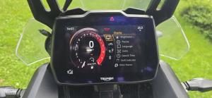 Black Triumph Tiger 2024 in Vilnius, with an engine capacity of 0.89 L and mileage of 47 thousand km for 9983 €, photo 21 on AUTOMOTO.COM.LV