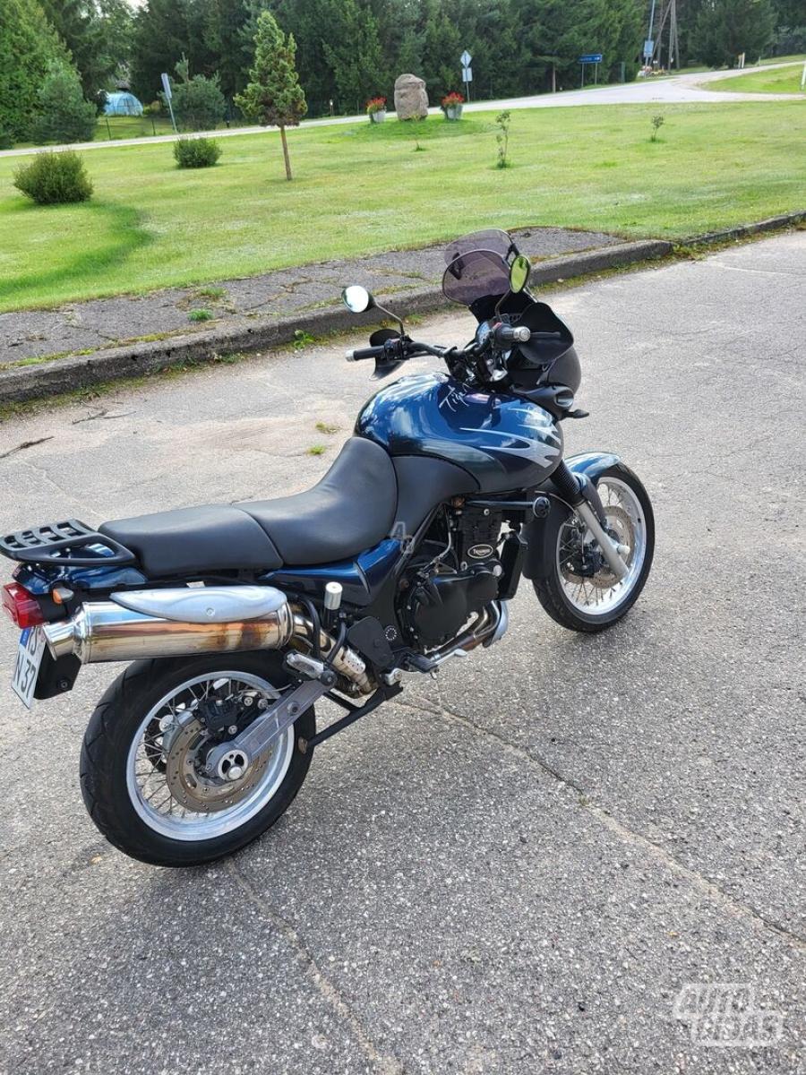 Zils Triumph Tiger 2000 Utena, ar dzinēja tilpumu 0.89 L un nobraukumu 73 tūkst. km par 1850 €, foto 1 vietnē AUTOMOTO.COM.LV