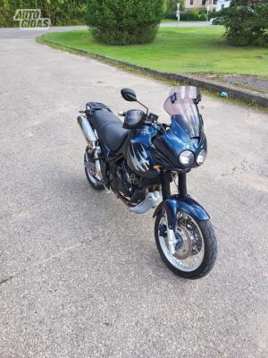 Zils Triumph Tiger 2000 Utena, ar dzinēja tilpumu 0.89 L un nobraukumu 73 tūkst. km par 1850 €, foto 3 vietnē AUTOMOTO.COM.LV