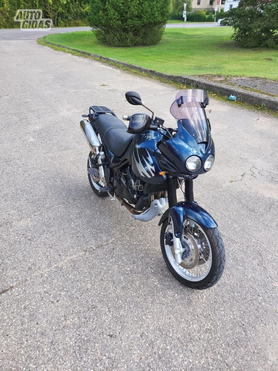 Zils Triumph Tiger 2000 Utena, ar dzinēja tilpumu 0.89 L un nobraukumu 73 tūkst. km par 1850 €, foto 3 vietnē AUTOMOTO.COM.LV