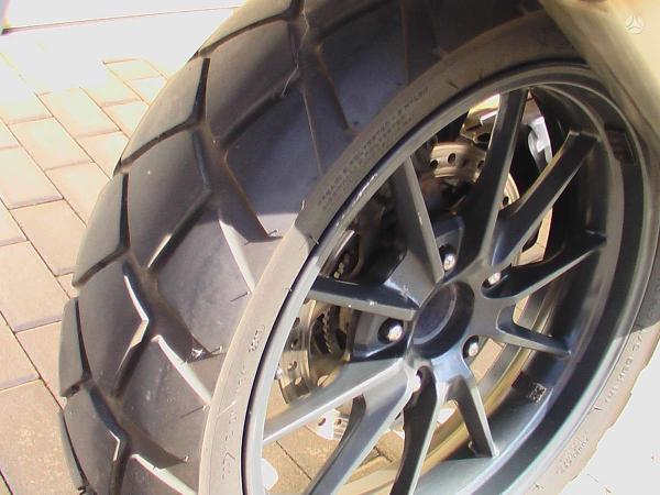 Blue Triumph Tiger 2013 in Panevezys, with an engine capacity of 1.22 L and mileage of 51 thousand km for 5800 €, photo 6 on AUTOMOTO.COM.LV