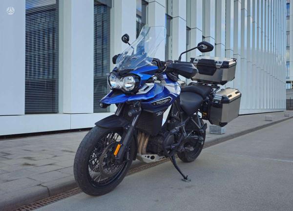 Blue Triumph Tiger 2016 in Vilnius, with an engine capacity of 1.22 L and mileage of 35 thousand km for 7850 €, photo 2 on AUTOMOTO.COM.LV