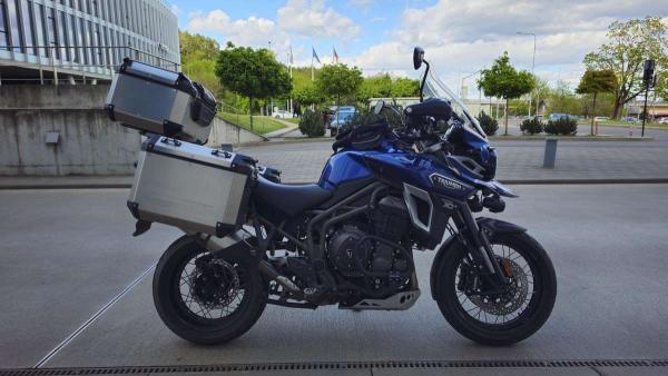 Blue Triumph Tiger 2016 in Vilnius, with an engine capacity of 1.22 L and mileage of 35 thousand km for 7850 €, photo 3 on AUTOMOTO.COM.LV