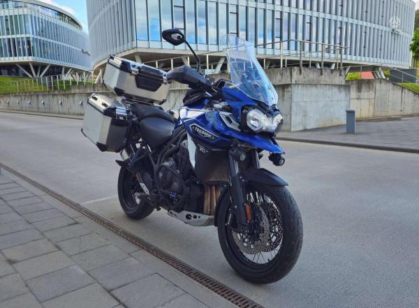 Blue Triumph Tiger 2016 in Vilnius, with an engine capacity of 1.22 L and mileage of 35 thousand km for 7850 €, photo 5 on AUTOMOTO.COM.LV