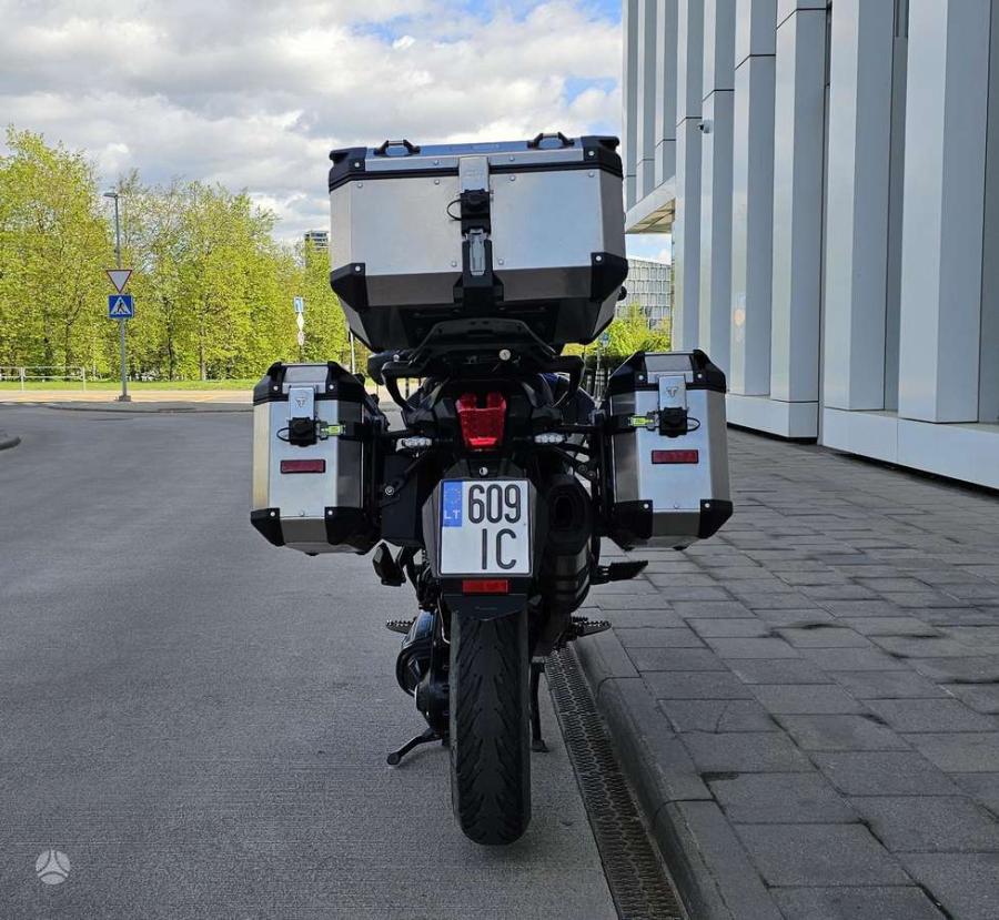 Blue Triumph Tiger 2016 in Vilnius, with an engine capacity of 1.22 L and mileage of 35 thousand km for 7850 €, photo 19 on AUTOMOTO.COM.LV