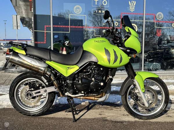 Zaļš Triumph Tiger 2000 Viļņa, ar dzinēja tilpumu 0.90 L un nobraukumu 48 tūkst. km par 2299 €, foto 5 vietnē AUTOMOTO.COM.LV