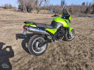Zaļš Triumph Tiger 2001 Ignalina, ar dzinēja tilpumu 0.96 L un nobraukumu 48 tūkst. km par 1650 €, foto 3 vietnē AUTOMOTO.COM.LV