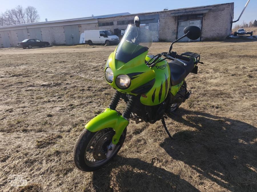Green Triumph Tiger 2001 in Ignalina, with an engine capacity of 0.96 L and mileage of 47 thousand km for 1799 €, photo 1 on AUTOMOTO.COM.LV