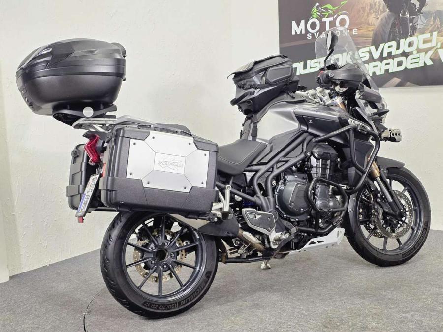 Pelēks Triumph Tiger 2012 Panevēža, ar dzinēja tilpumu 1.20 L un nobraukumu 113 tūkst. km par 6550 €, foto 13 vietnē AUTOMOTO.COM.LV