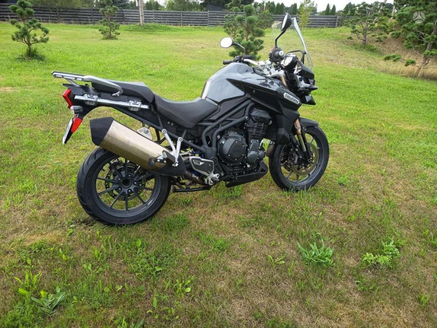 Pelēks Triumph Tiger 2015 Telšiai, ar dzinēja tilpumu 1.22 L un nobraukumu 40 tūkst. km par 5350 €, foto 8 vietnē AUTOMOTO.COM.LV