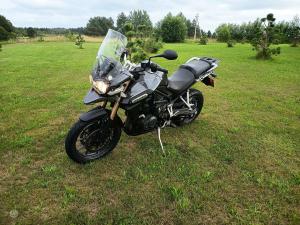 Pelēks Triumph Tiger 2015 Telšiai, ar dzinēja tilpumu 1.22 L un nobraukumu 40 tūkst. km par 5350 €, foto 13 vietnē AUTOMOTO.COM.LV