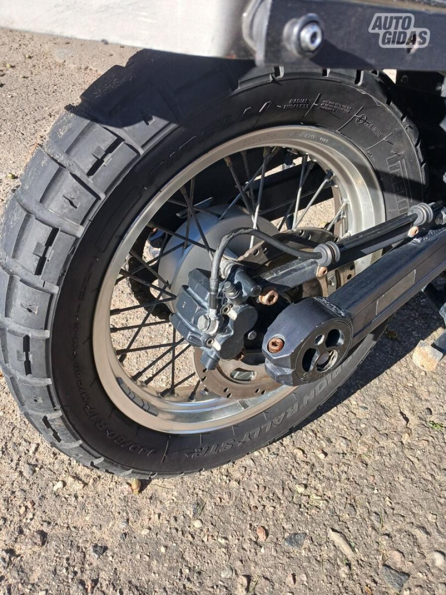 Triumph Tiger 1998 in Ukmerge, with an engine capacity of 0.00 L and mileage of 0 thousand km for 2200 €, photo 5 on AUTOMOTO.COM.LV