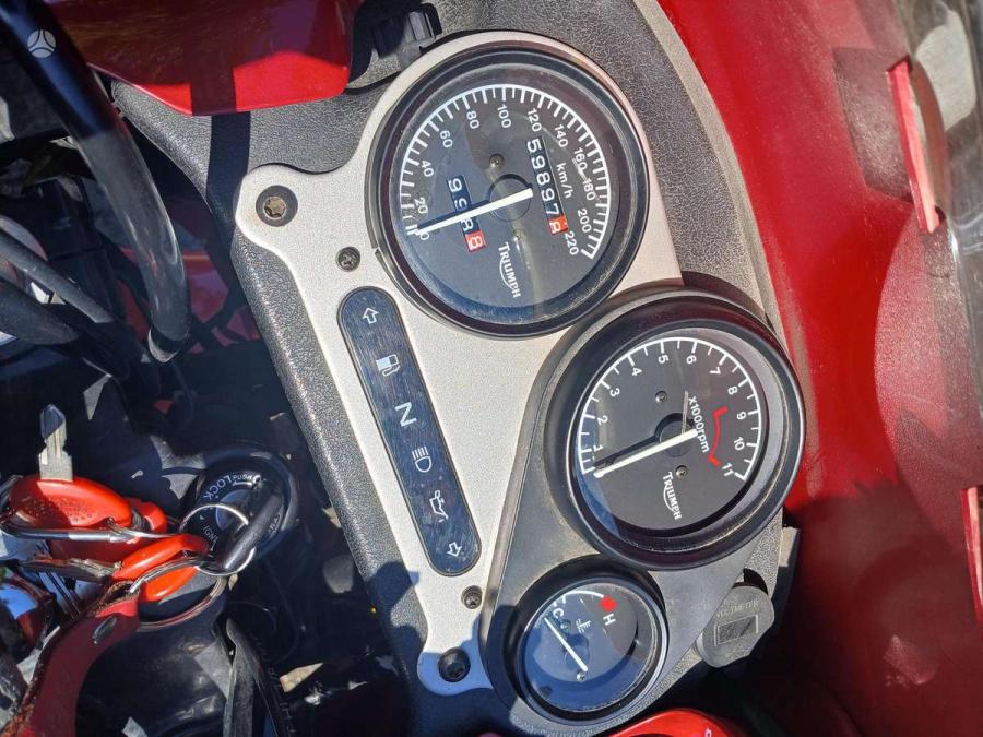 Triumph Tiger 1998 in Ukmerge, with an engine capacity of 0.85 L and mileage of 60 thousand km for 2200 €, photo 7 on AUTOMOTO.COM.LV