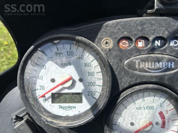 Triumph Tiger 1999 Jelgava, ar dzinēja tilpumu 0.89 L un nobraukumu 0 tūkst. km par 2350 €, foto 5 vietnē AUTOMOTO.COM.LV