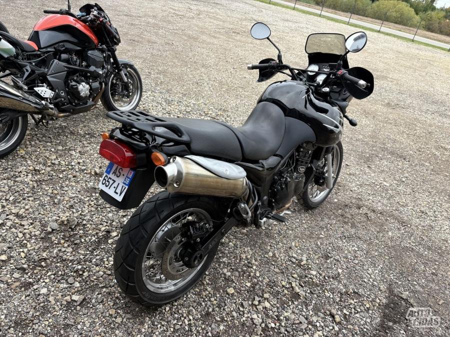 Triumph Tiger 1999 in Kelme, with an engine capacity of 0.96 L and mileage of 52 thousand km for 1230 €, photo 4 on AUTOMOTO.COM.LV