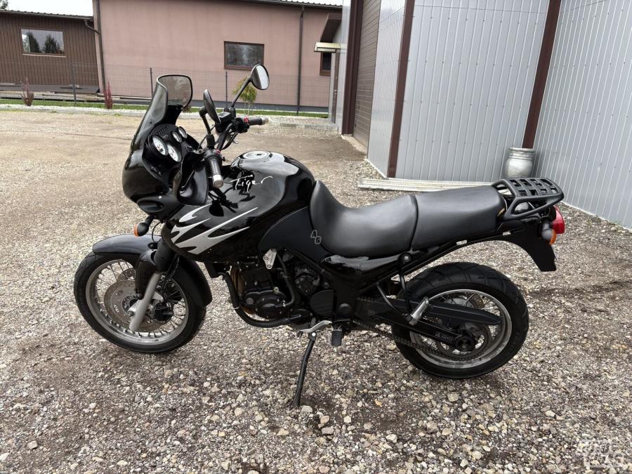 Triumph Tiger 1999 in Kelme, with an engine capacity of 0.96 L and mileage of 52 thousand km for 1230 €, photo 6 on AUTOMOTO.COM.LV