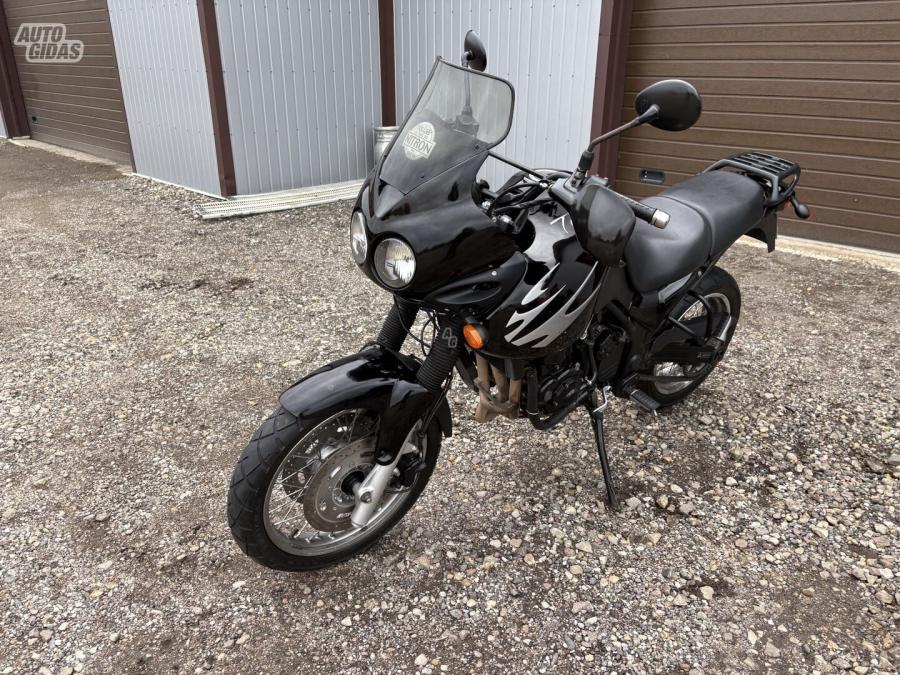 Triumph Tiger 1999 in Kelme, with an engine capacity of 0.96 L and mileage of 52 thousand km for 1230 €, photo 7 on AUTOMOTO.COM.LV