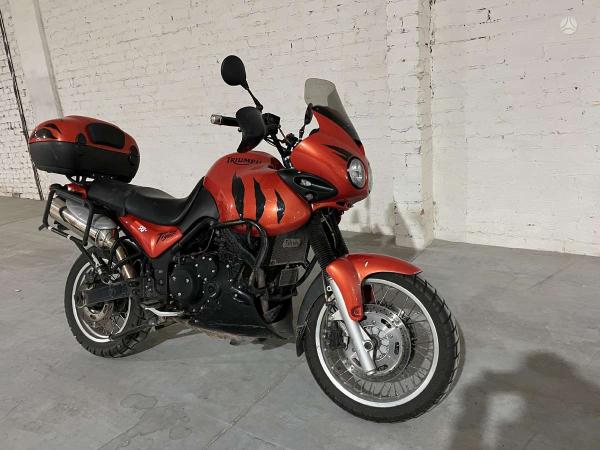 Triumph Tiger 2004 in Siauliai, with an engine capacity of 0.96 L and mileage of 80 thousand km for 1350 €, photo 10 on AUTOMOTO.COM.LV