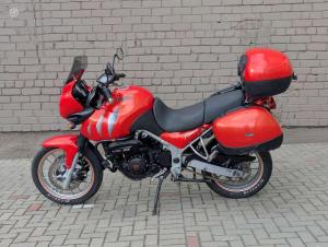 Triumph Tiger 2004 in Kaunas, with an engine capacity of 0.96 L and mileage of 34 thousand km for 2000 €, photo 1 on AUTOMOTO.COM.LV