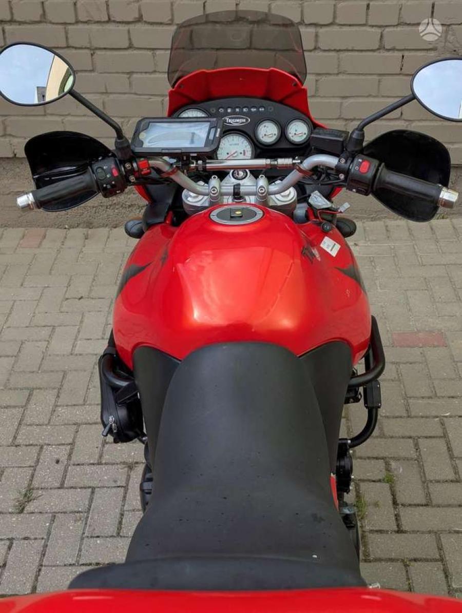 Triumph Tiger 2004 in Kaunas, with an engine capacity of 0.96 L and mileage of 34 thousand km for 2000 €, photo 8 on AUTOMOTO.COM.LV