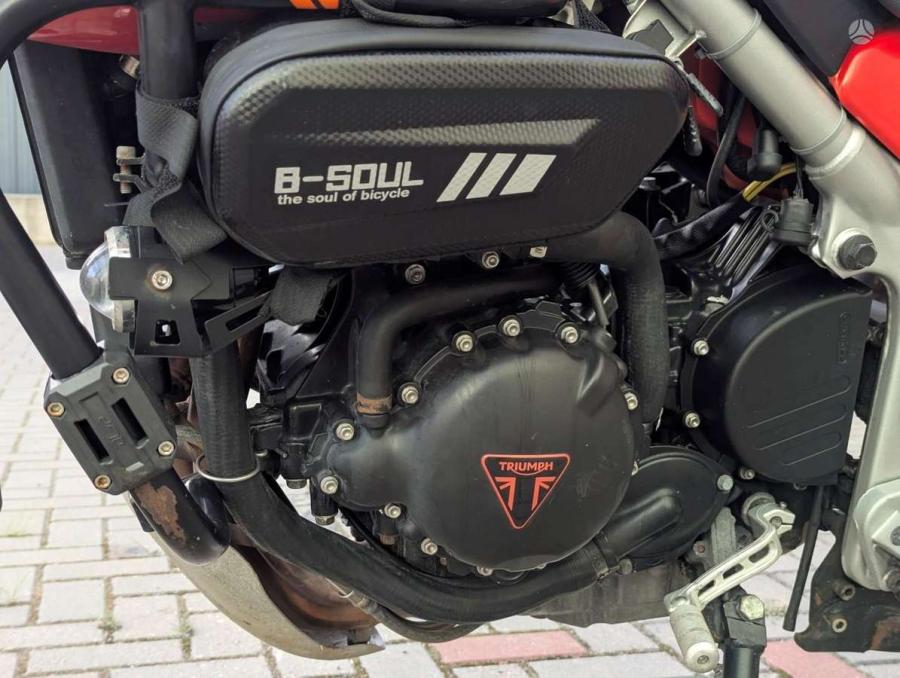 Triumph Tiger 2004 in Kaunas, with an engine capacity of 0.96 L and mileage of 34 thousand km for 2000 €, photo 10 on AUTOMOTO.COM.LV