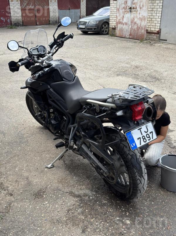 Triumph Tiger 2011 in Jelgava, with an engine capacity of 0.80 L and mileage of 0 thousand km for 5000 €, photo 3 on AUTOMOTO.COM.LV