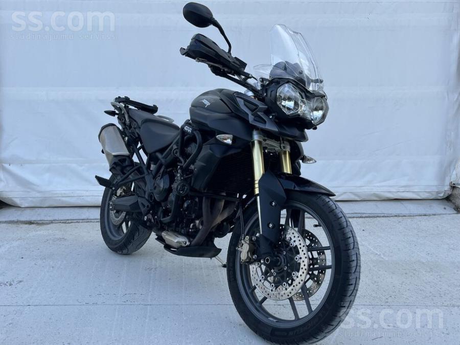 Triumph Tiger 2012 Rīga, ar dzinēja tilpumu 0.80 L un nobraukumu 0 tūkst. km par 5600 €, foto 4 vietnē AUTOMOTO.COM.LV