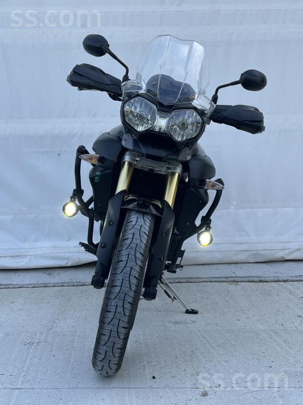 Triumph Tiger 2012 Rīga, ar dzinēja tilpumu 0.80 L un nobraukumu 0 tūkst. km par 5600 €, foto 4 vietnē AUTOMOTO.COM.LV
