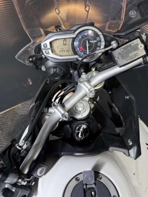 Triumph Tiger 2012 in Taurage, with an engine capacity of 0.80 L and mileage of 24 thousand km for 2990 €, photo 7 on AUTOMOTO.COM.LV