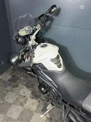 Triumph Tiger 2012 in Taurage, with an engine capacity of 0.80 L and mileage of 24 thousand km for 2990 €, photo 8 on AUTOMOTO.COM.LV