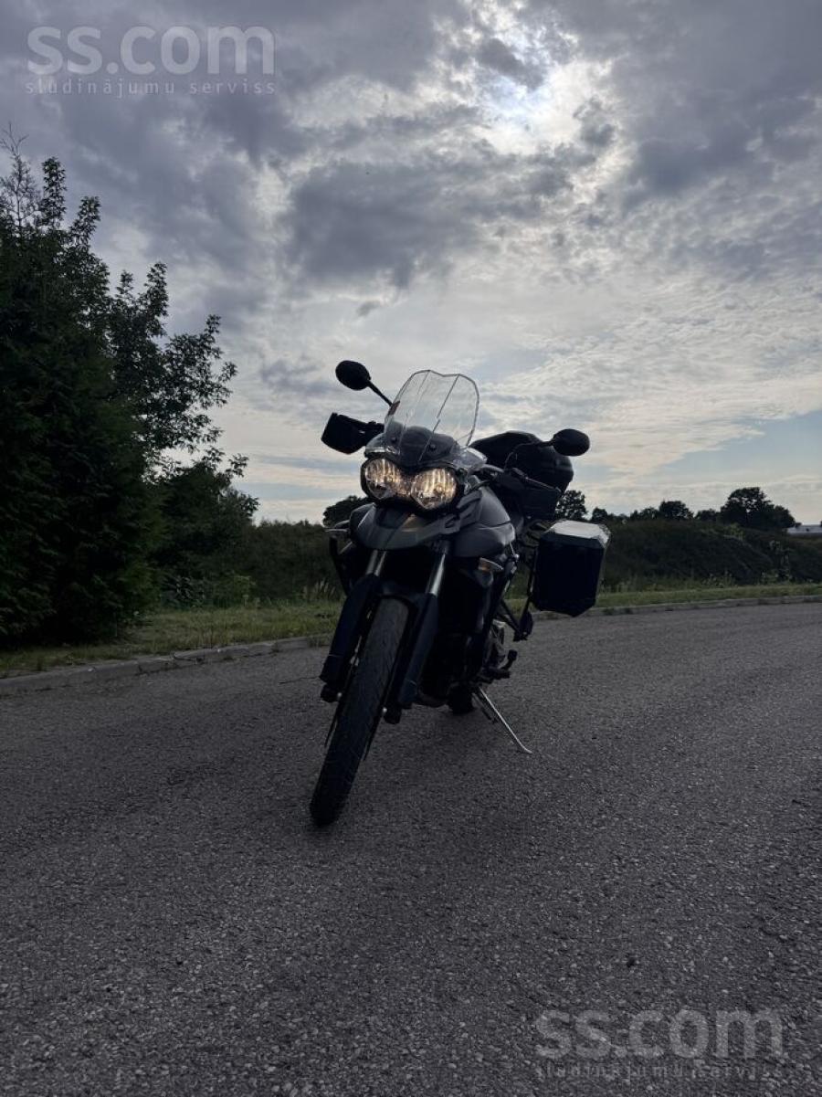 Triumph Tiger 2014 in Daugavpils, with an engine capacity of 0.80 L and mileage of 0 thousand km for 5900 €, photo 4 on AUTOMOTO.COM.LV