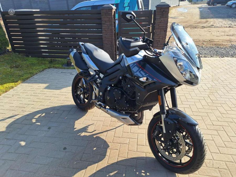 Triumph Tiger 2019 in Utena, with an engine capacity of 1.05 L and mileage of 20 thousand km for 5300 €, photo 3 on AUTOMOTO.COM.LV