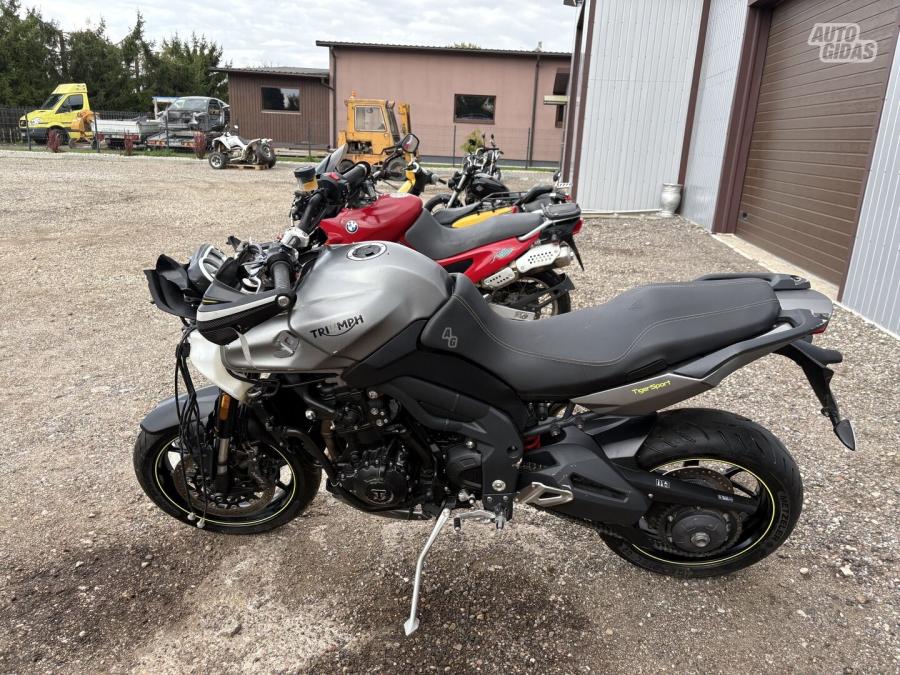 Triumph Tiger 2020 Kelmė, ar dzinēja tilpumu 1.05 L un nobraukumu 19 tūkst. km par 2530 €, foto 6 vietnē AUTOMOTO.COM.LV