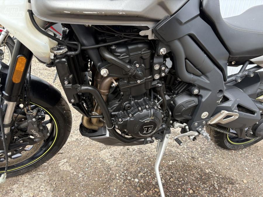 Triumph Tiger 2020 Kelmė, ar dzinēja tilpumu 1.05 L un nobraukumu 19 tūkst. km par 2530 €, foto 12 vietnē AUTOMOTO.COM.LV