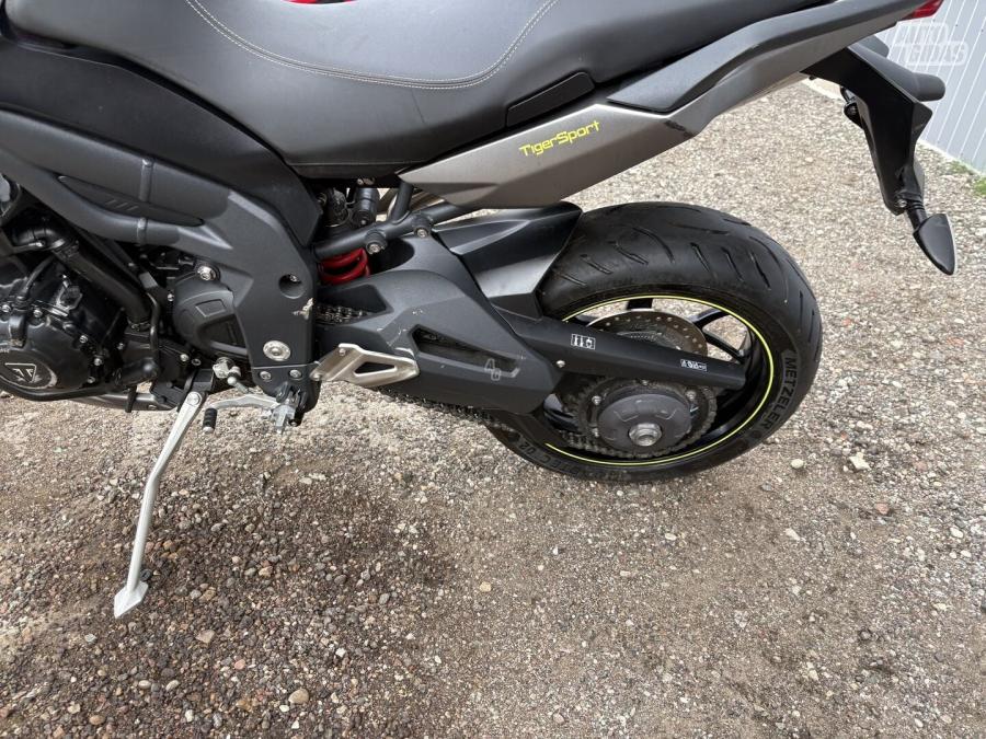 Triumph Tiger 2020 Kelmė, ar dzinēja tilpumu 1.05 L un nobraukumu 19 tūkst. km par 2530 €, foto 13 vietnē AUTOMOTO.COM.LV